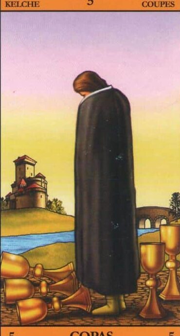 Descubre el significado de los números 5 en el tarot - lallavedeltarot.com